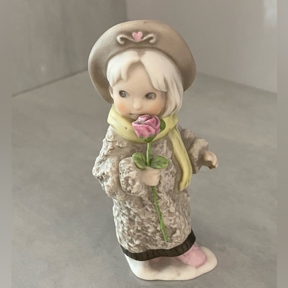 Kim Anderson’s, Pretty as a Picture by Enesco | Accents | Kim Andersons ...